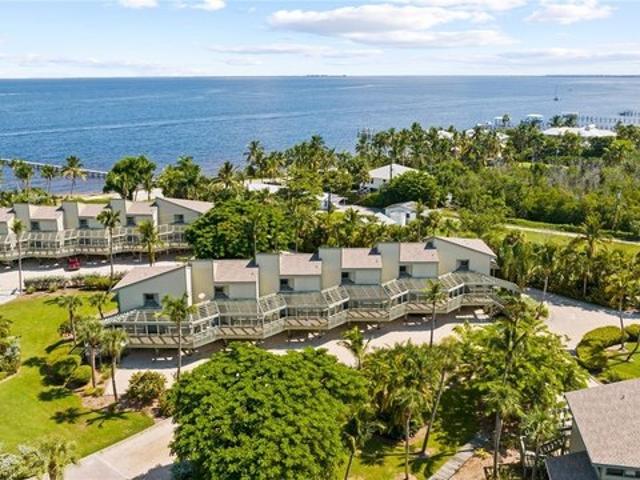 16747 Bocilla Palms Dr Unit 15, Bokeelia, FL 33922