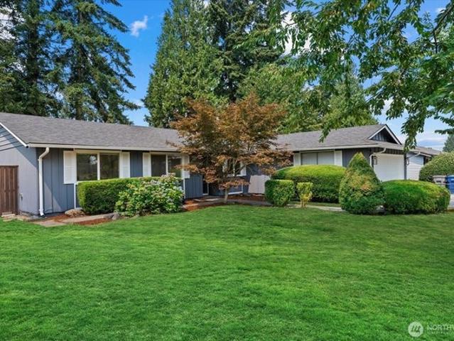 16749 th Ave SE, Renton, WA 98058