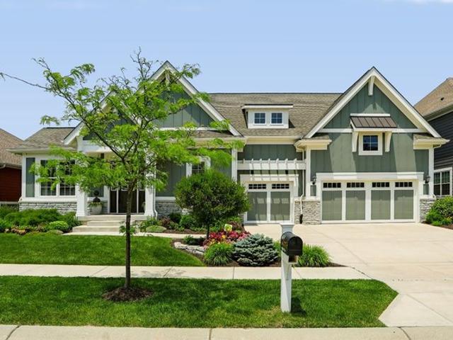 1674 Avondale Dr, Westfield, IN 46074