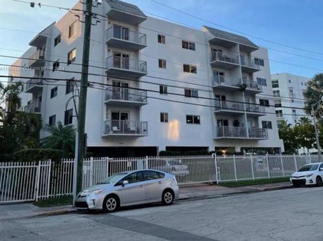1674 Bay Rd #402, Miami Beach, FL 33139
