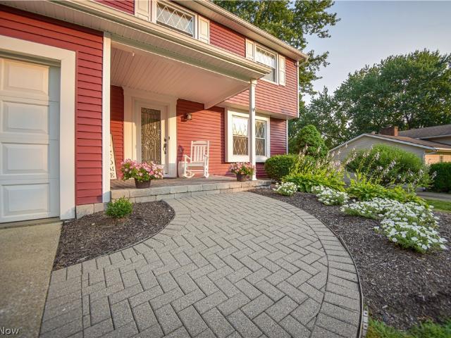 1674 Cloverview Drive