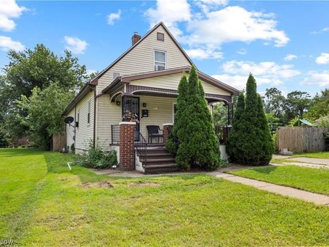 1674 E 32nd St, Lorain, OH 44055