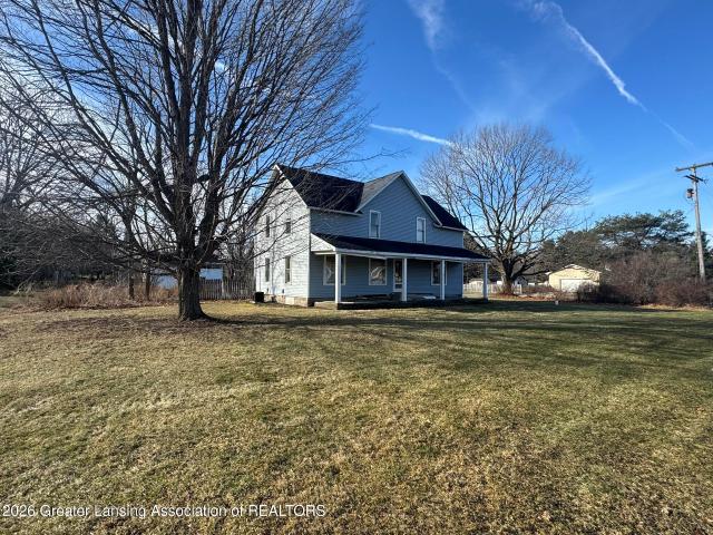 1674 E Clinton Trail