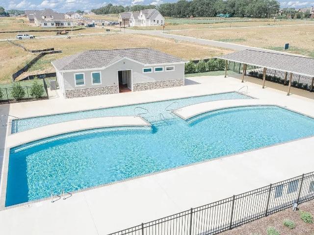 1674 Lantana Dr