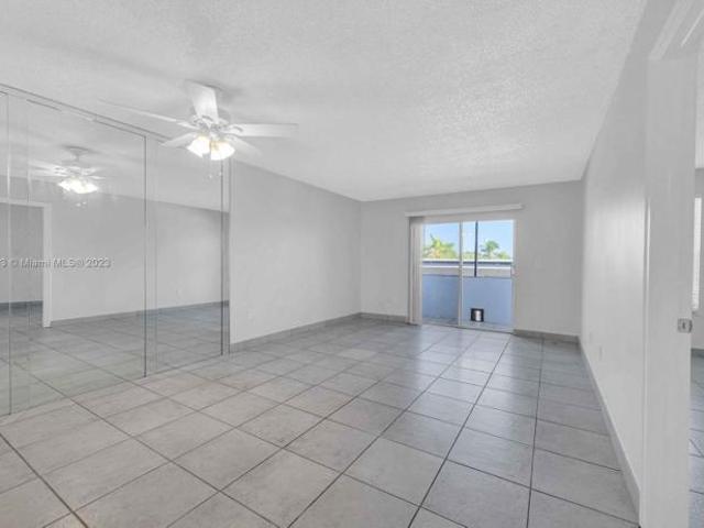 16750 10th Ave NE #229, North Miami Beach, FL 33162