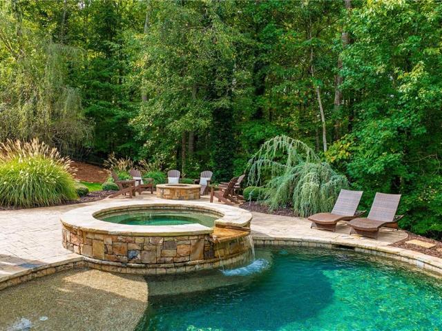 16750 Quayside Drive