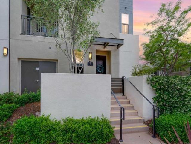 16755 Coyote Bush Dr 9, San Diego, CA 92127