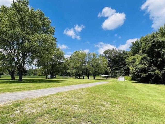 16758 Newell Rd, Tamms, IL 62988