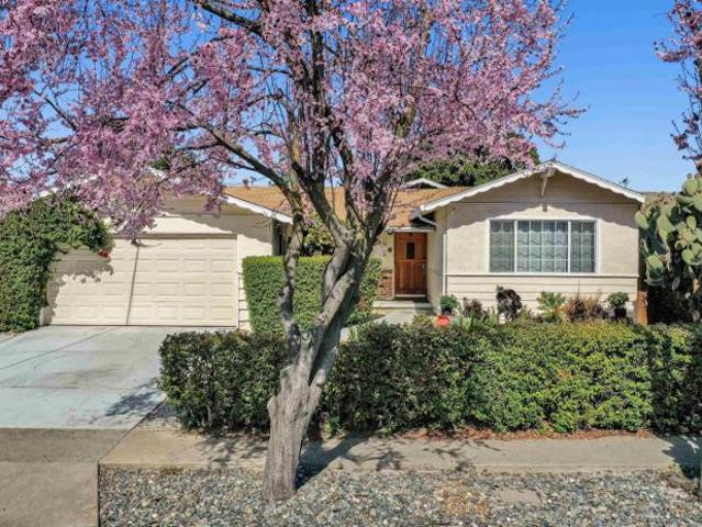 1675 Nuala St, Concord, CA 94518