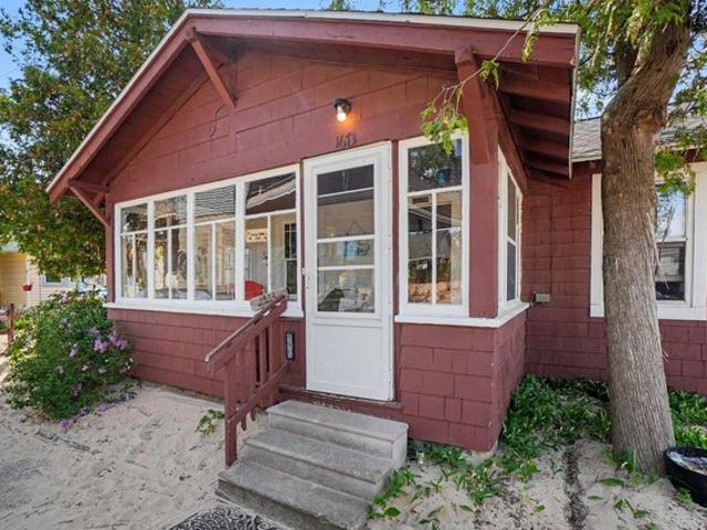 1675 Nelson St, Muskegon, MI 49441