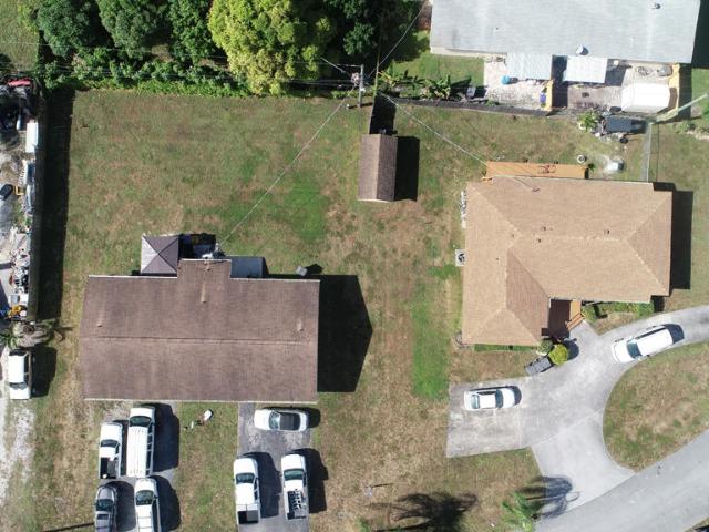 1675 E Breezy Ln, West Palm Beach, FL 33417 | MLS #B26019 | Compass