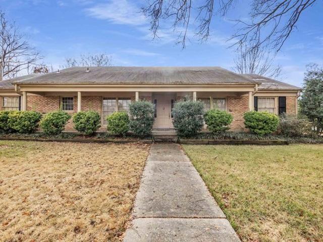 1675 Georgian Dr, Memphis, TN 38127