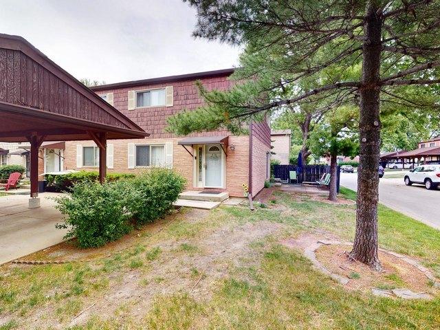 1675 Hopi Trl, Wheeling, IL 60090