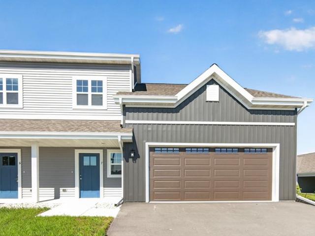 1675 Reigle Dr Unit 7, Kewaskum, WI 53040