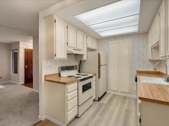 1676 Braddock Ct 1 Bedroom Condo for Rent at 1676 Braddock Ct, San Jose, CA 95125 Greylands