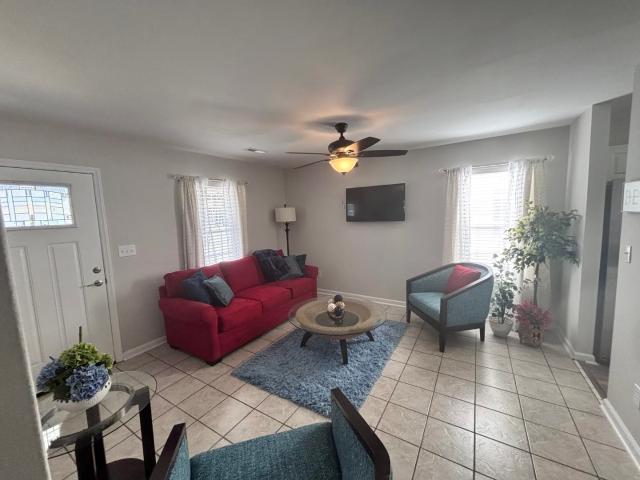 1676 Citadel Ln