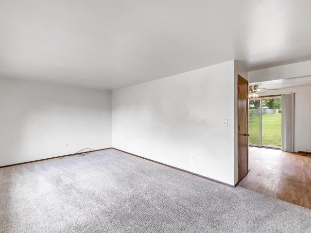 1676 KLAUS Street