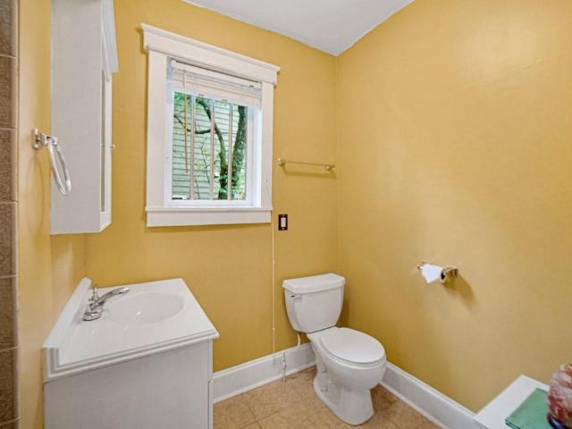 1677 Neely Ave, East Point, GA 30344 | MLS #7710