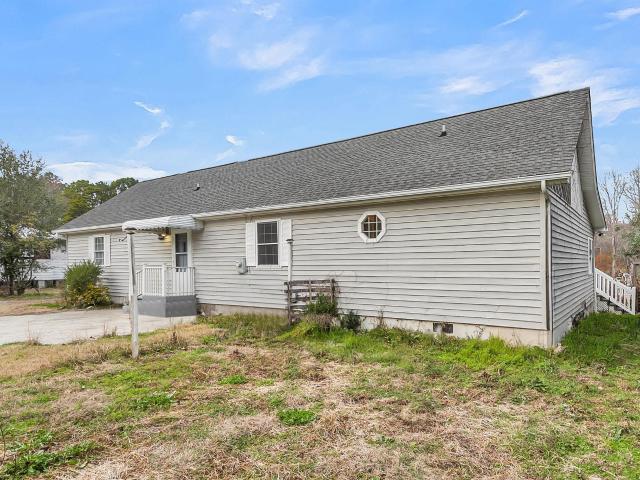 1677 Clearview Drive