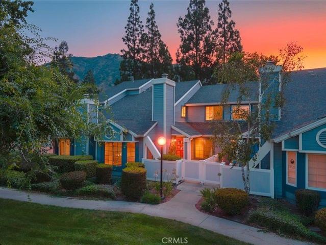 1677 Crystal Canyon Dr, Azusa, CA 91702