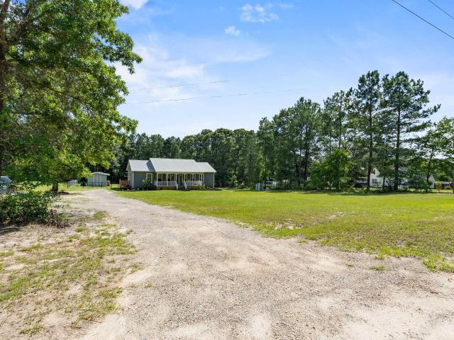 1677 Green Hill Road