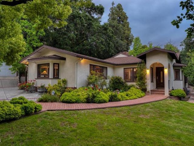 1677 Linda Vista Ave, Pasadena, CA 91103
