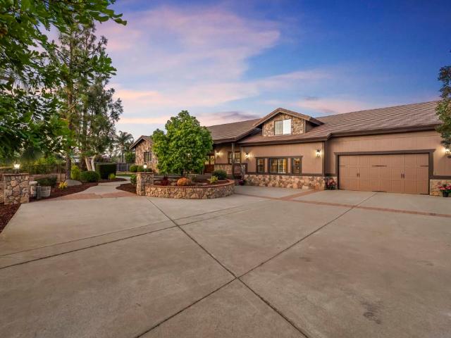 1677 Rancho Judith