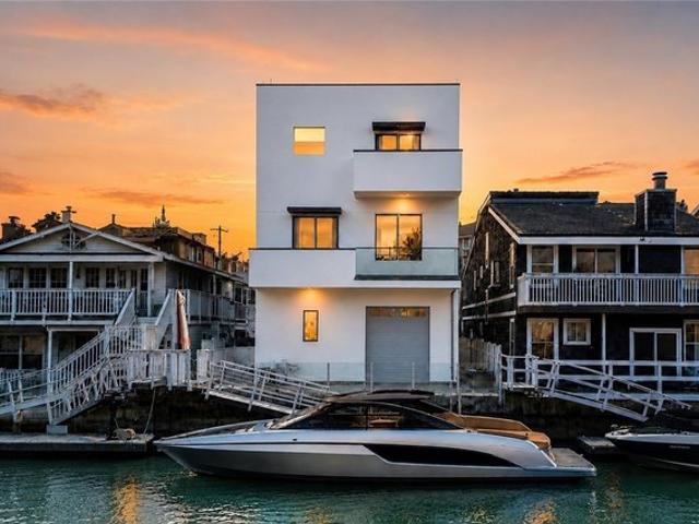 16785 Bayview Dr, Huntington Beach, CA 92649