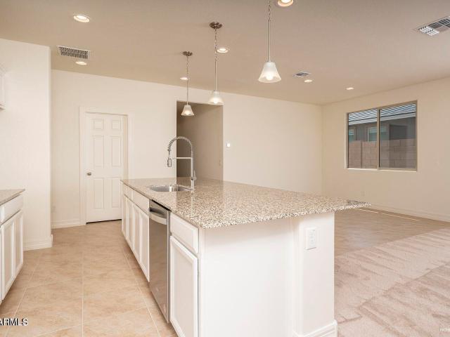 16792 W GWEN Street