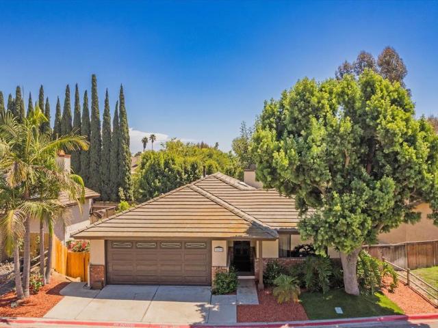 1679 Madrone Glen