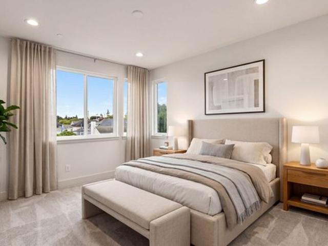 1679 Clement Ave, Alameda, CA 94501