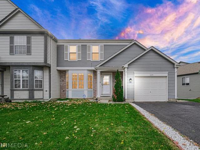 1679 Templeton Ct, Mundelein, IL 60060