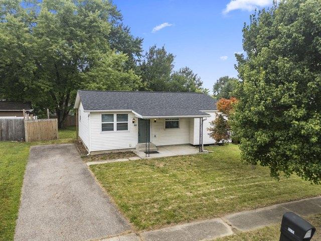 1679 Woodhurst Ct, Columbus, OH 43223