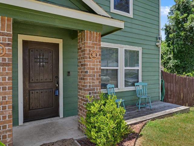 16701 E Hammon
