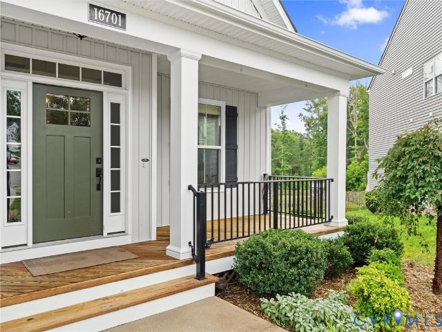 16701 Laurel Park Drive