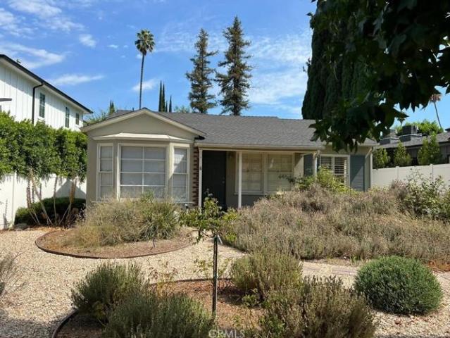 16704 Addison St, Encino, CA 91436