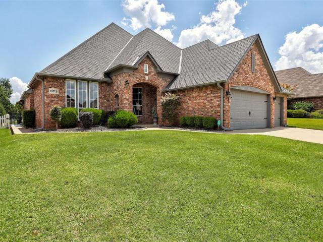 16708 Covington Manor