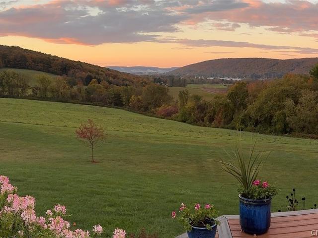 1670 NYS Rt 80 W Road