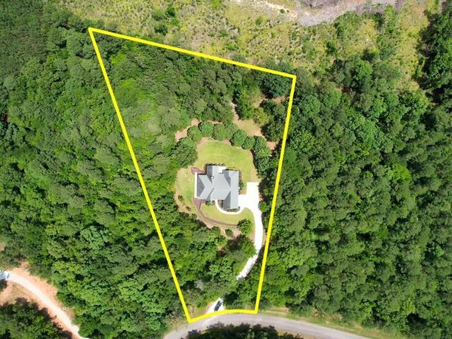1670 Northwoods Drive