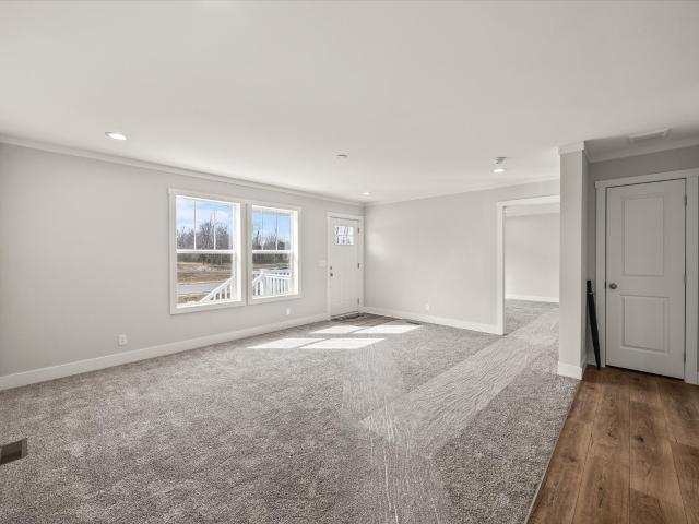 1670 Anna Maria Ln