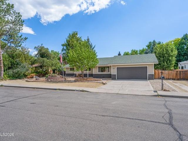 1670 Belarra Dr, Minden, NV 89423