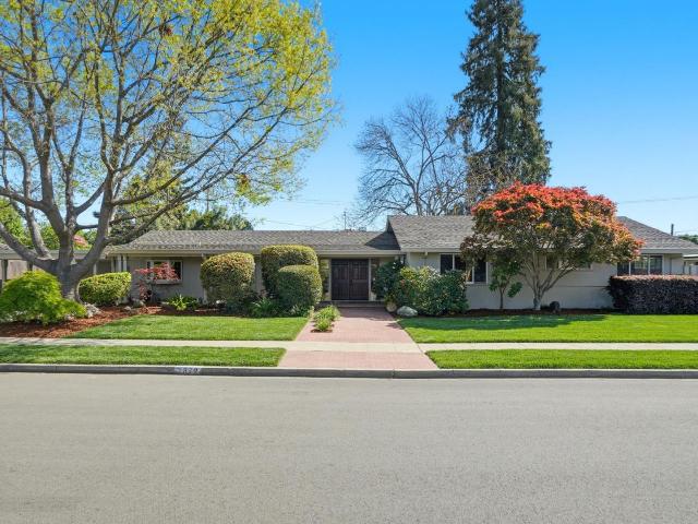 1670 Cabana Drive