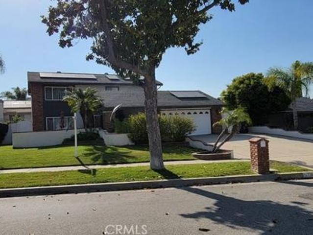 1670 Poinsettia St, Corona, CA 92882