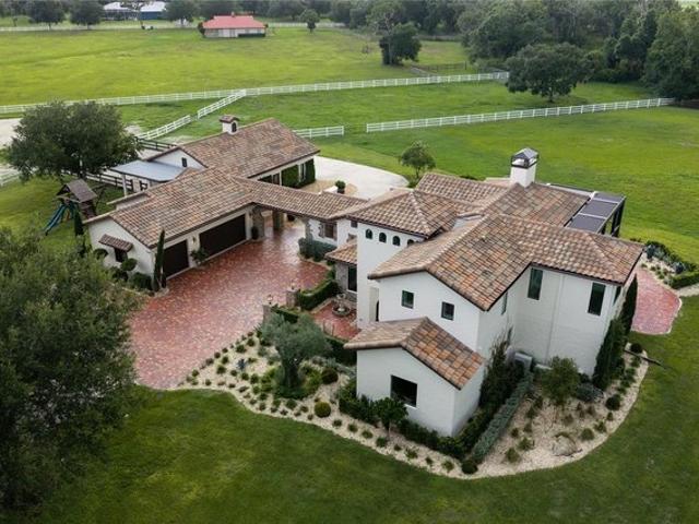 1670 Ranch Club Blvd, Sarasota, FL 34240