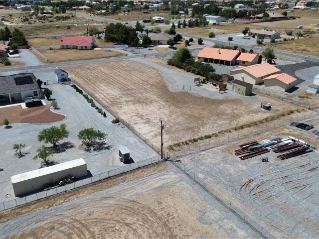 1670 W Amarillo Avenue