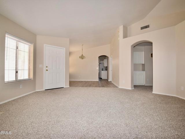 1670 W GAIL Drive