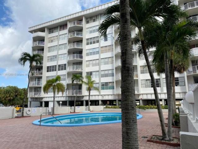 16710 9th Ave NE #208, North Miami Beach, FL 33162