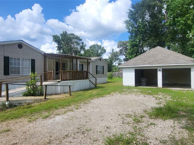 16711 Lake Cir, Conroe, TX 77302 | MLS #13453