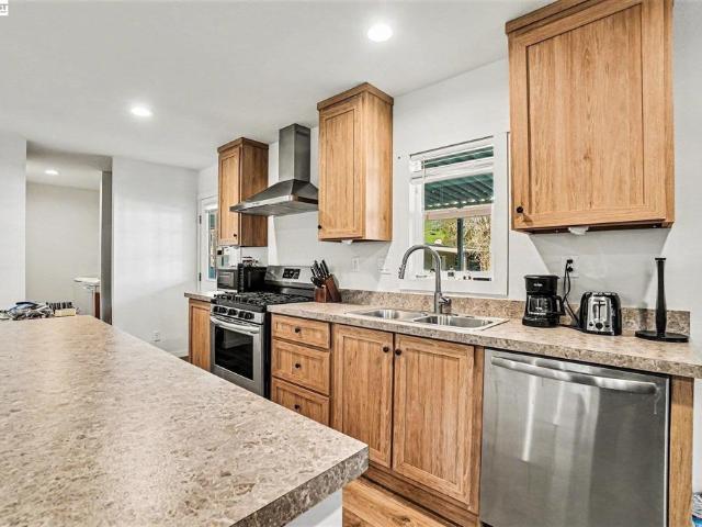 16711 Marsh Creek Rd