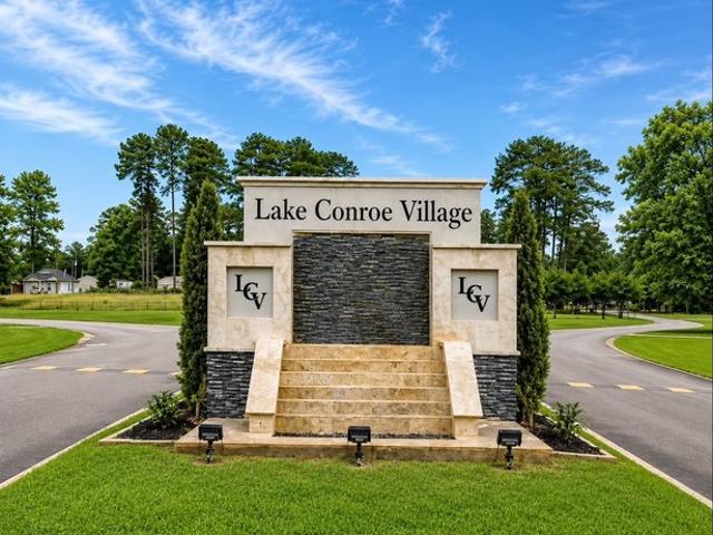 16717 E Ivanhoe, Montgomery, TX 77316